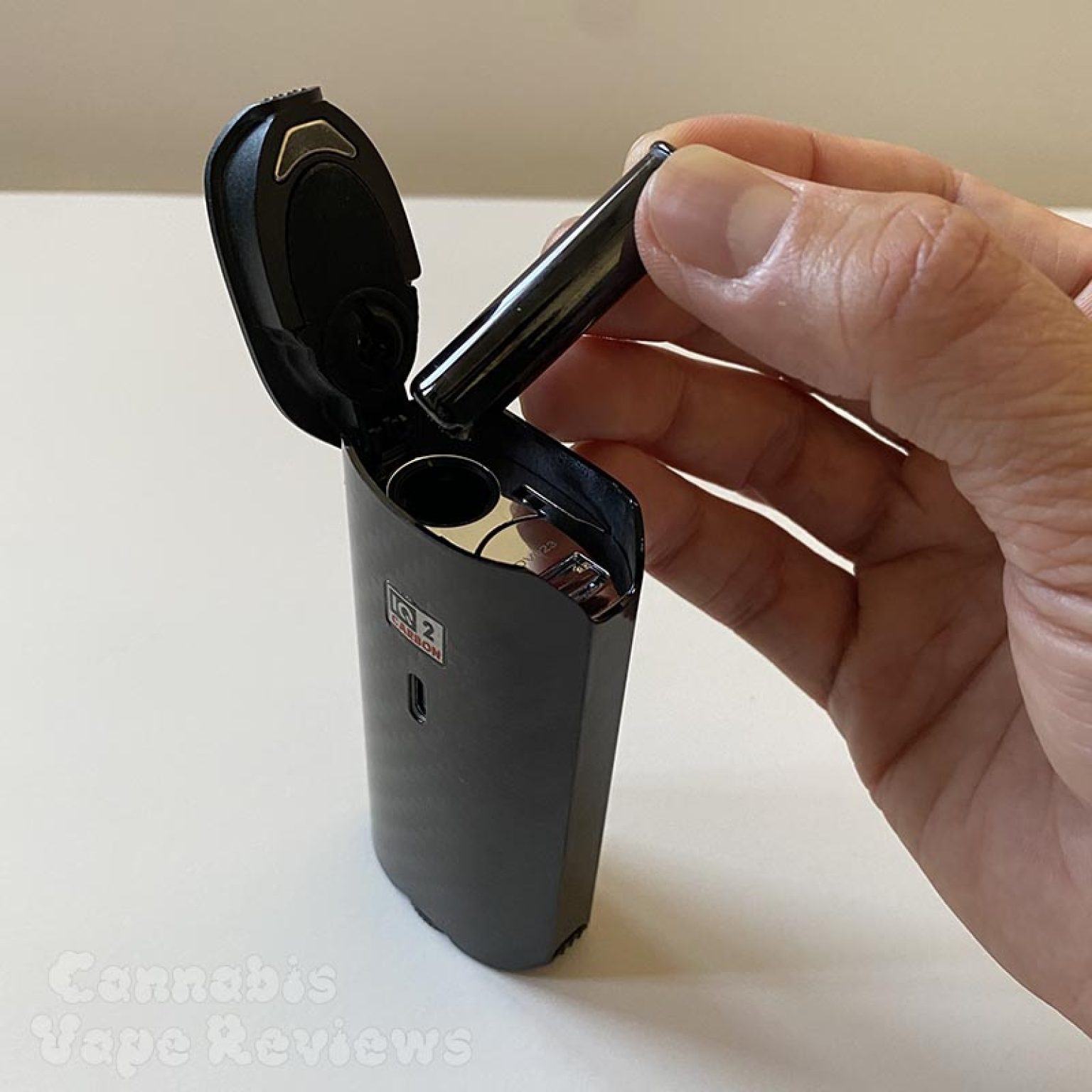 DaVinci IQ2 Carbon Fiber (Limited Edition) - Cannabis Vape Reviews